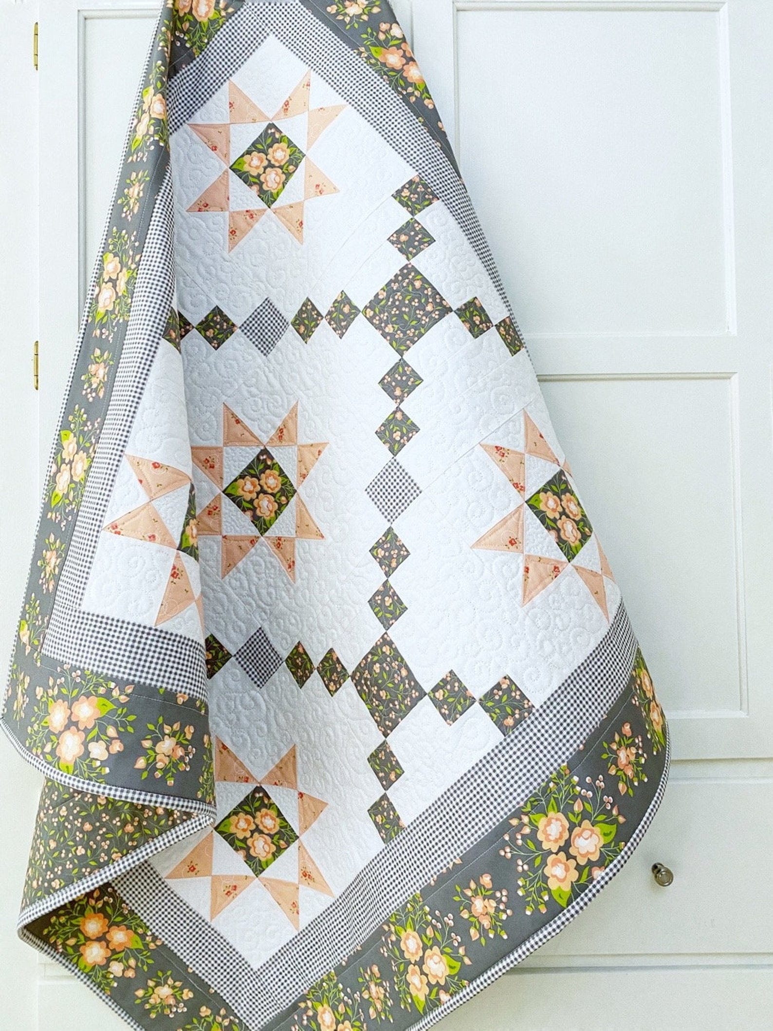 Charming Creations: 10 Beautiful Charm Pack Quilt Patterns For Your ...