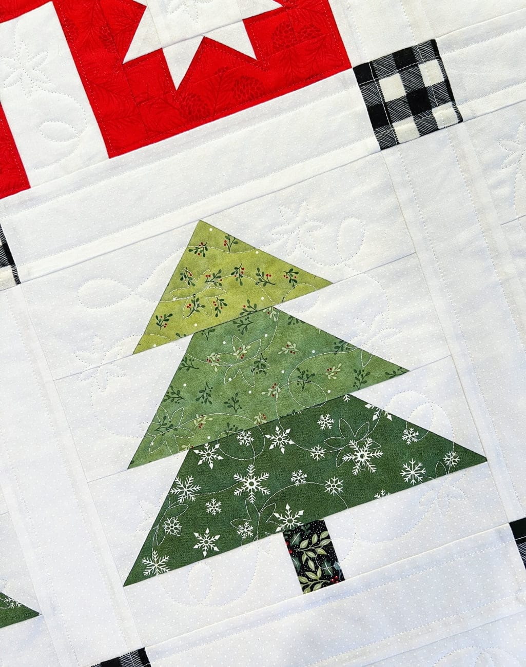 A Pine Valley Christmas Quilt for the Holidays • Maple Cottage Designs